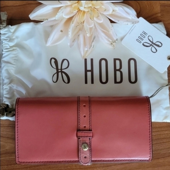 HOBO | Bags | Hobo Tea Rose Alta Leather Wallet | Poshmark